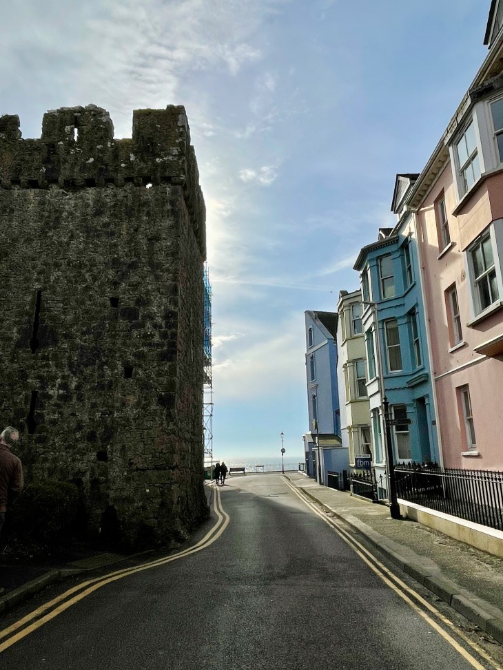 Exploring Tenby: Seaside, History, and Cawl – And Anyways…